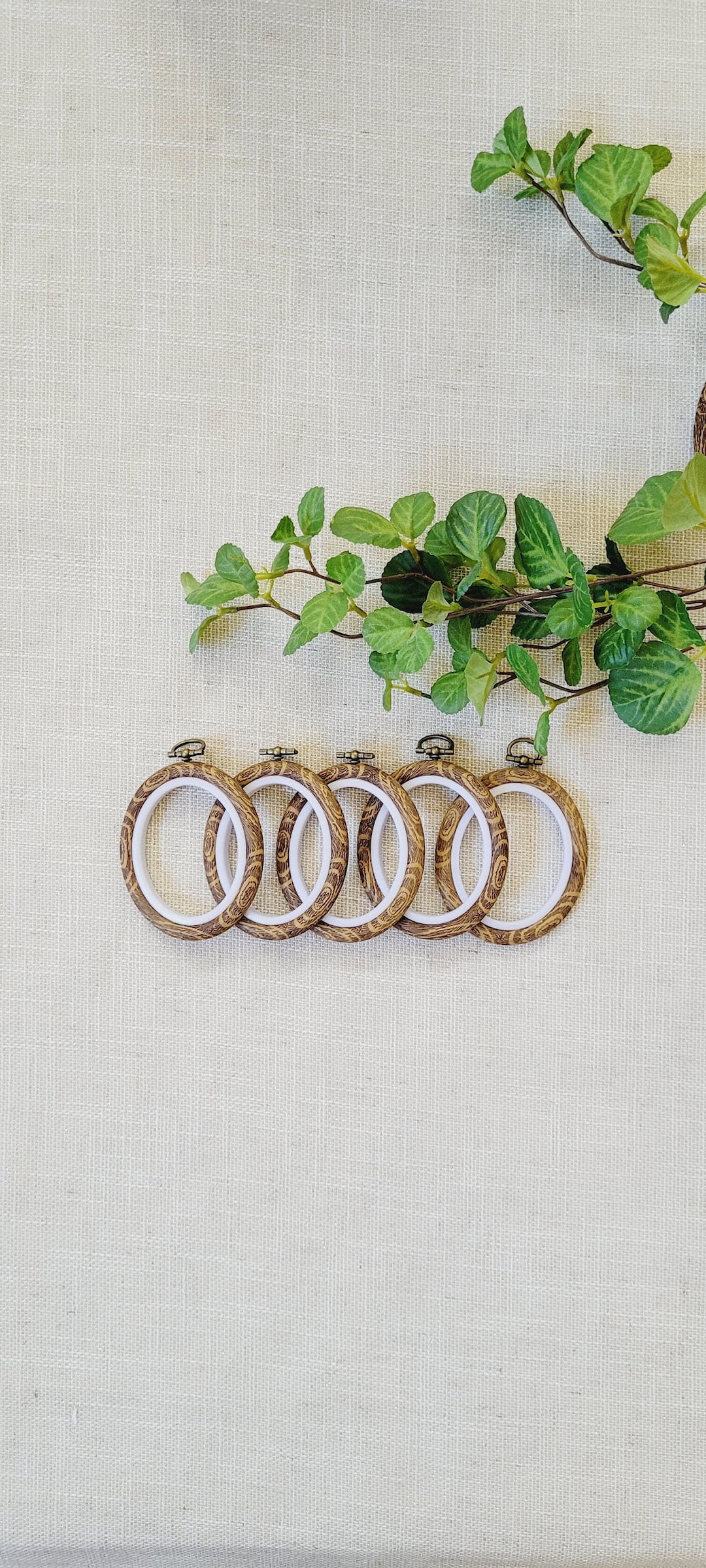 Mini OVAL Embroidery Hoops, Imitated Wood Circle Hoops, 5 Pcs Set ...