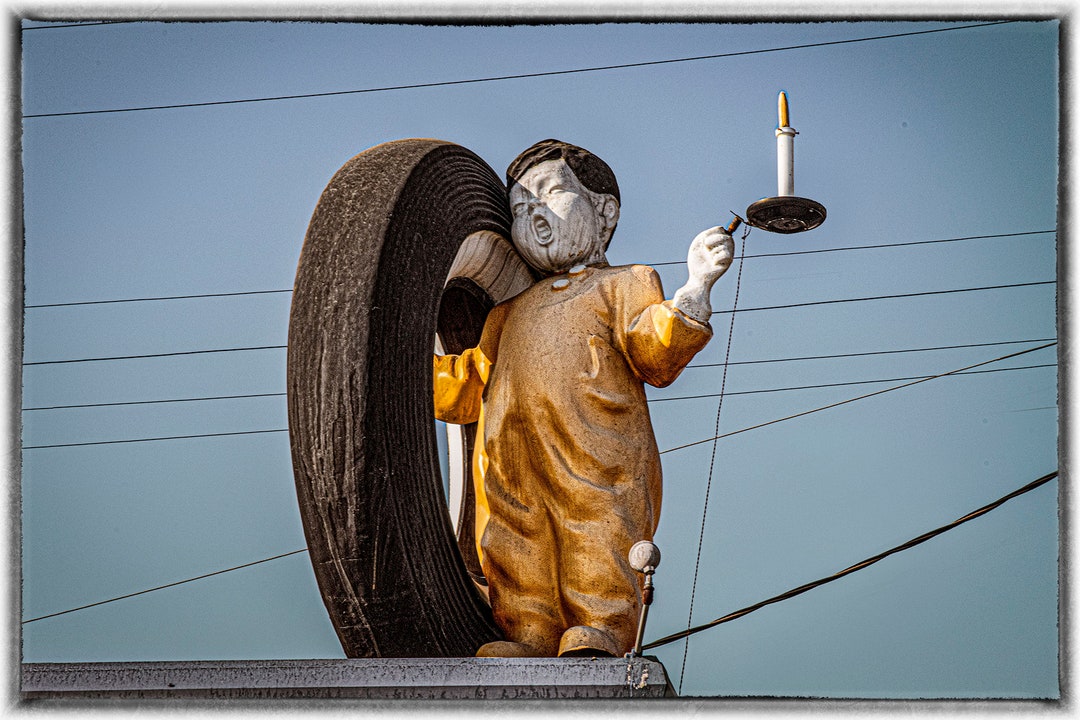 Fisk Tire Boy - Bakersfield, CA - 11x17" Color Print.(shipped Next Day ...