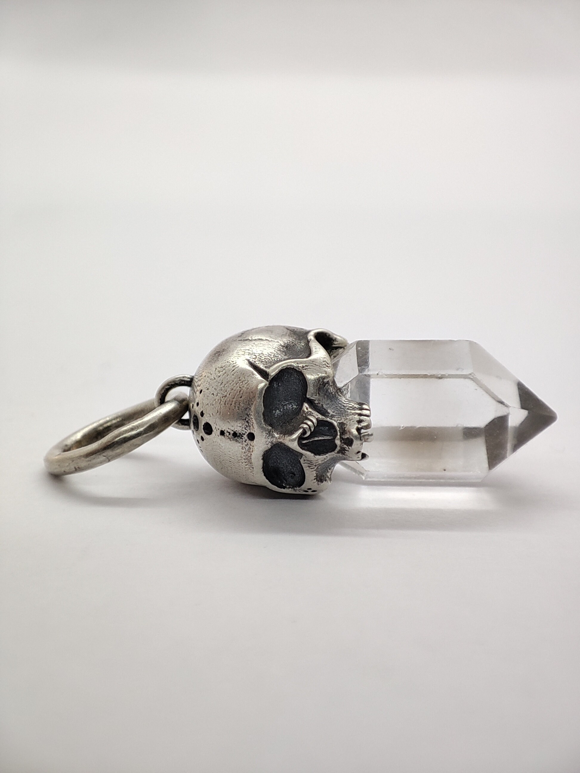 Optical Quartz Relic Skull. Light Refractor Crystal Pendant. - Etsy