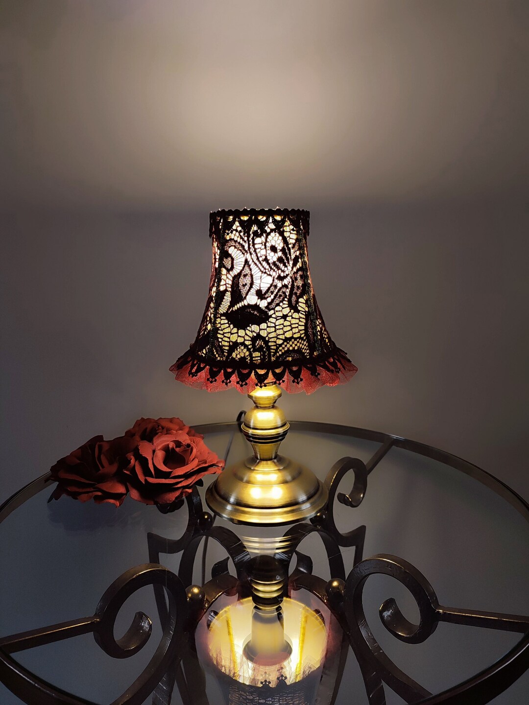 Table Lamp, Victorian Table Lamp, Bedside Table Lamp, Red Lamp, Male 01 ...