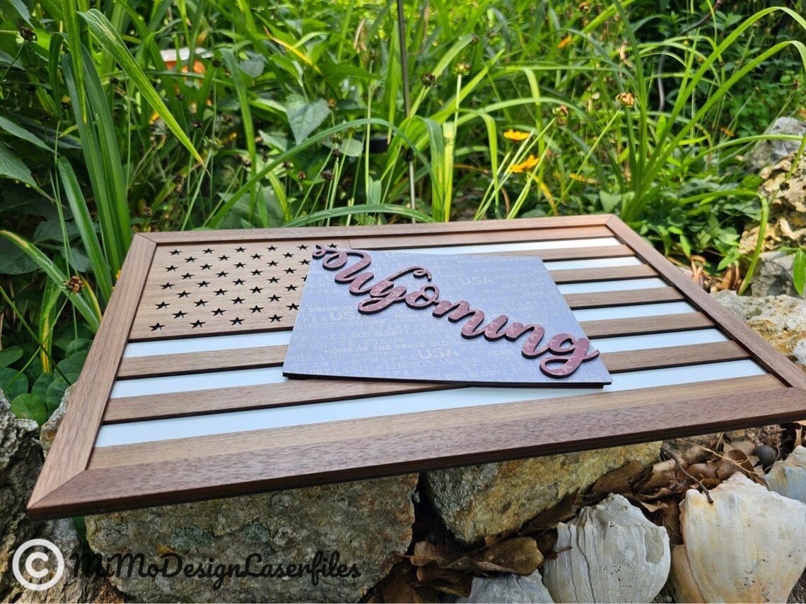 WYOMING State Flag Sign With the American Flag + Frames, Easy to Make ...