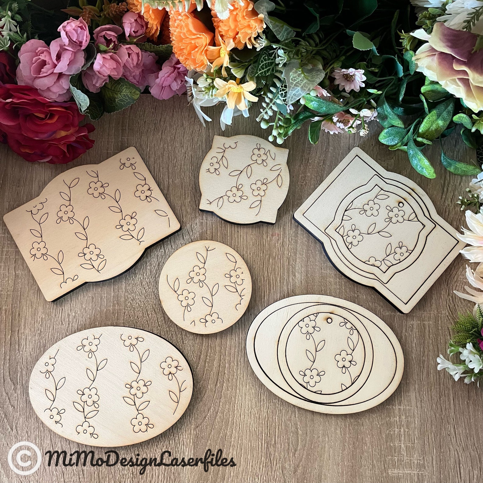 4 Trinket Trays Incl. Tags With Scored and Single Line Floral Design ...