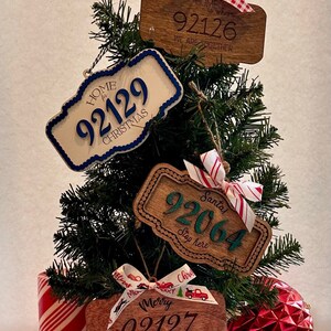 Beaded Frame ZIP / Name Christmas Ornaments Farmhouse Style for Names ...