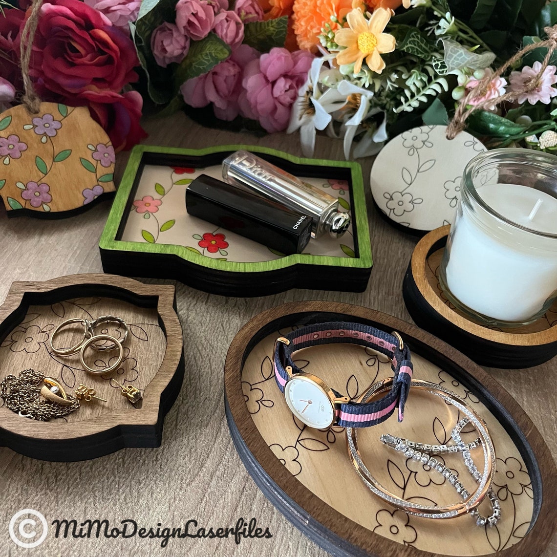 4 Trinket Trays Incl. Tags With Scored and Single Line Floral Design ...