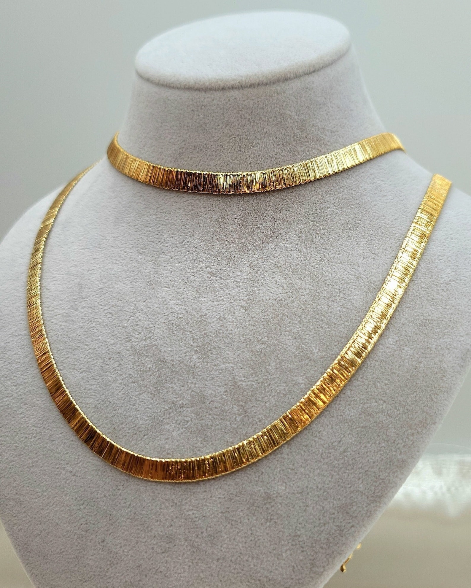 14K Solid Gold Herringbone Chain Necklace: Elegant Flexible Design (6 ...