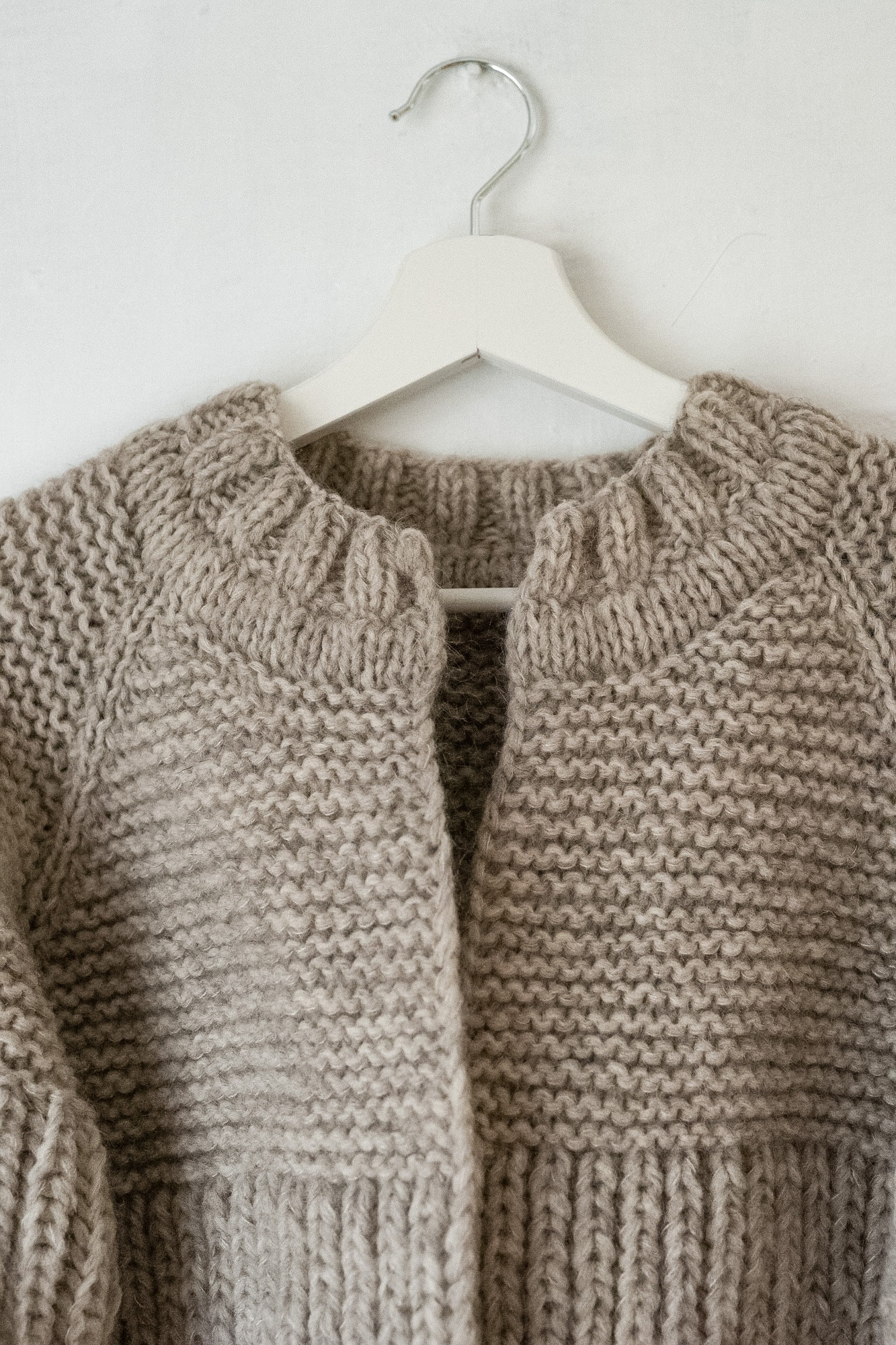 Knitting Pattern for Grey Sheep Jacket, Short Cardigan, Puffed Sleeves ...