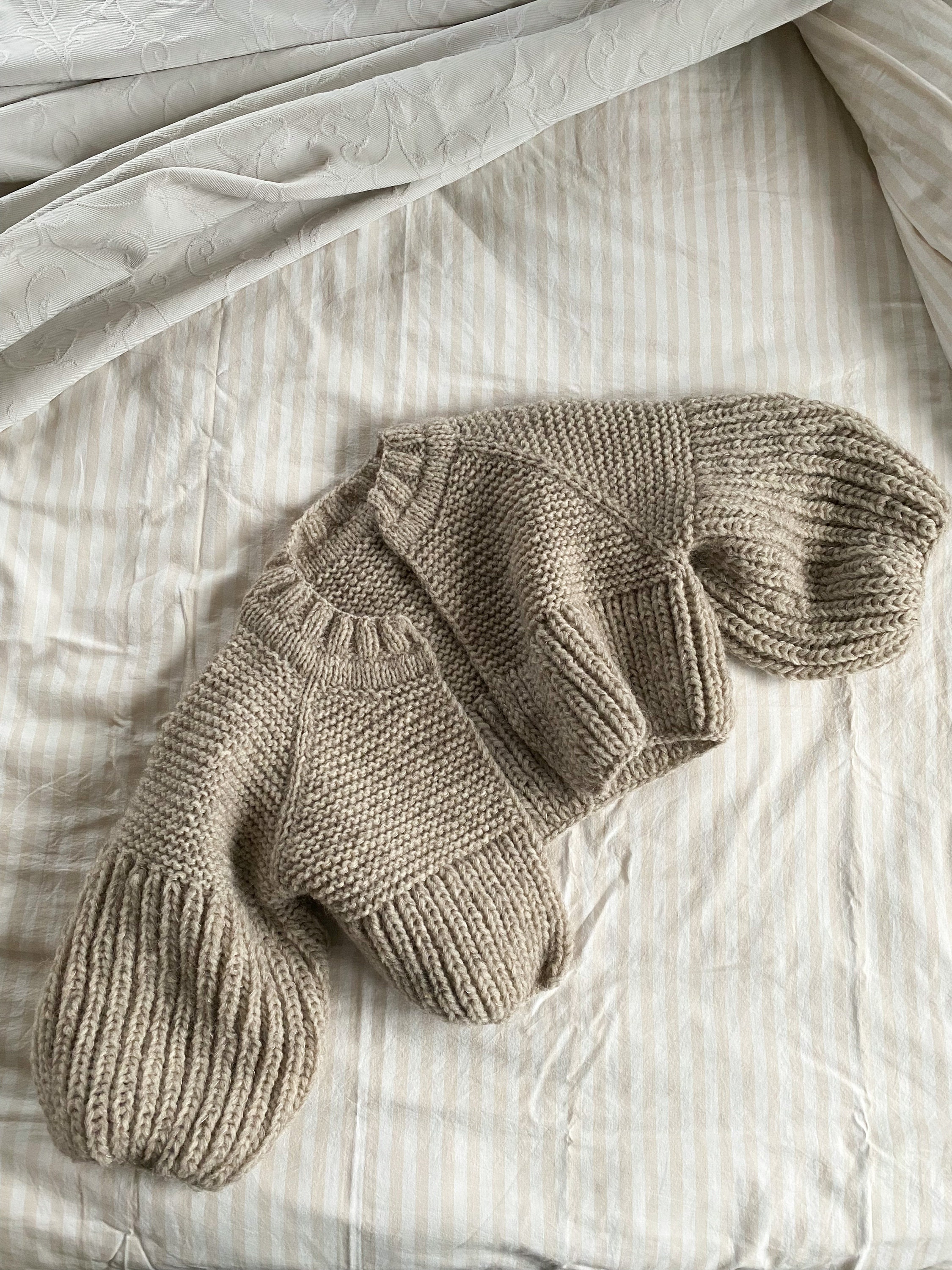 Knitting Pattern for Grey Sheep Jacket, Short Cardigan, Puffed Sleeves ...