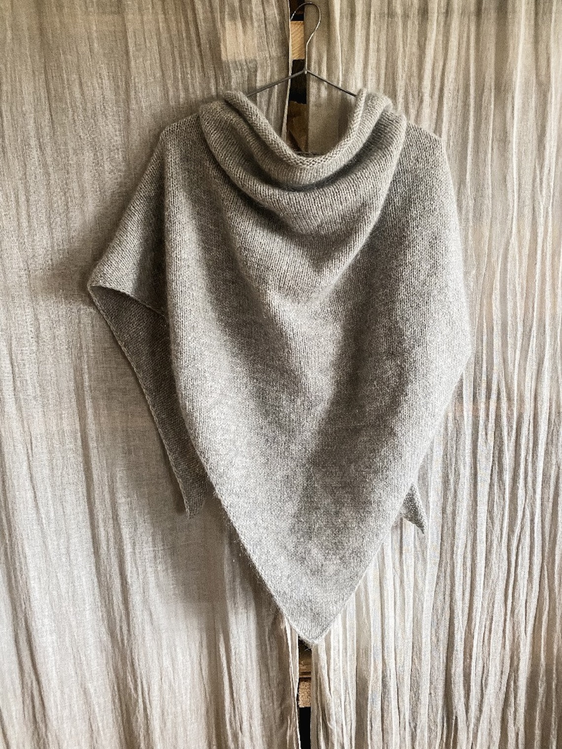 Knitting Pattern for the Ruke Shoulder Scarf, Shawl Pattern, Triangle ...