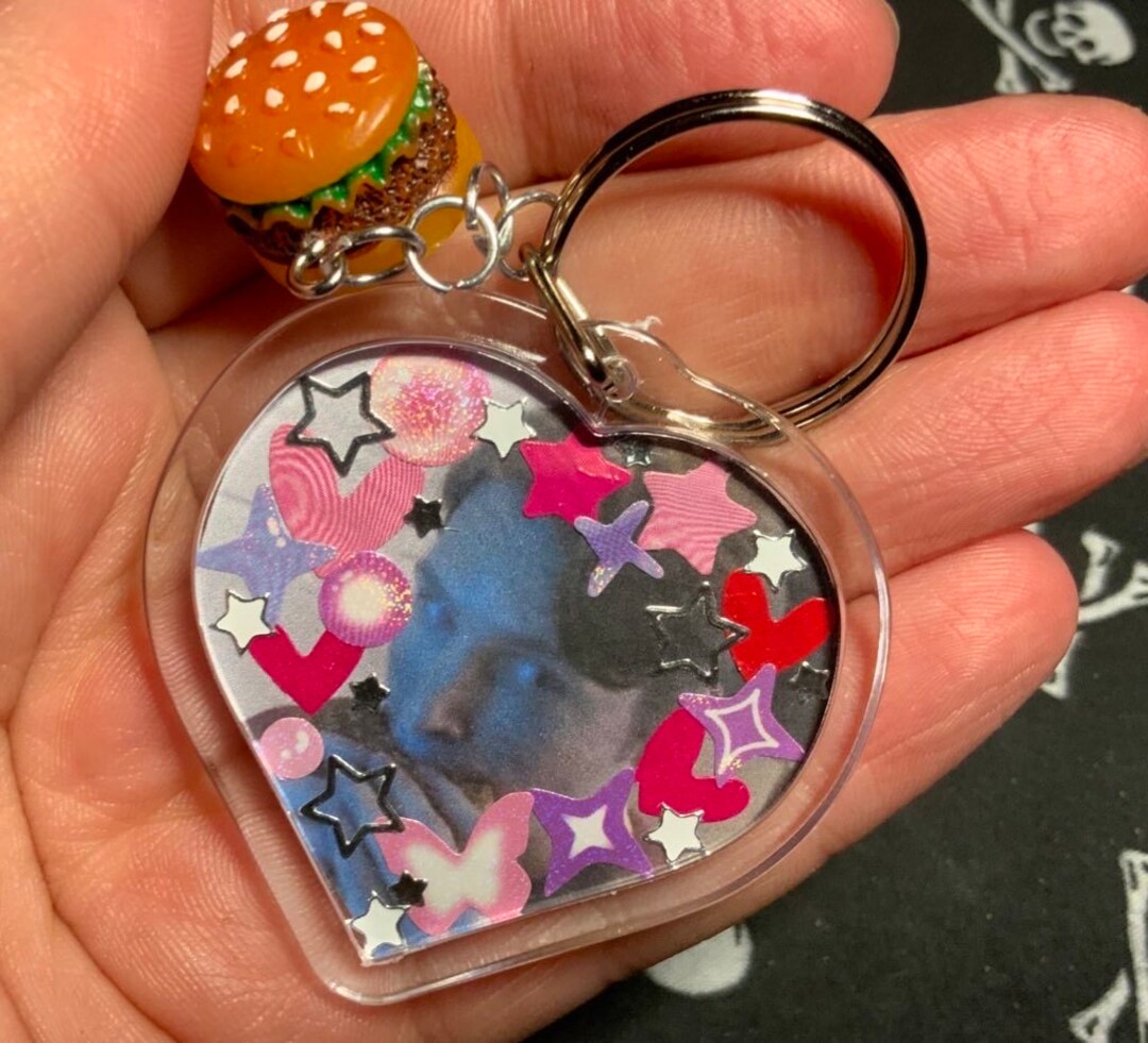 HANDMADE Jerma985 , Jerma Burger Heart Shaped Deco Keychain- Live ...