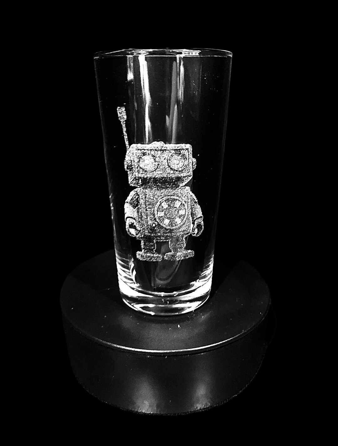 ROBOT ENGRAVED Glass, Personalised, Etched, Gift, Wine Whiskey Gin Vase ...