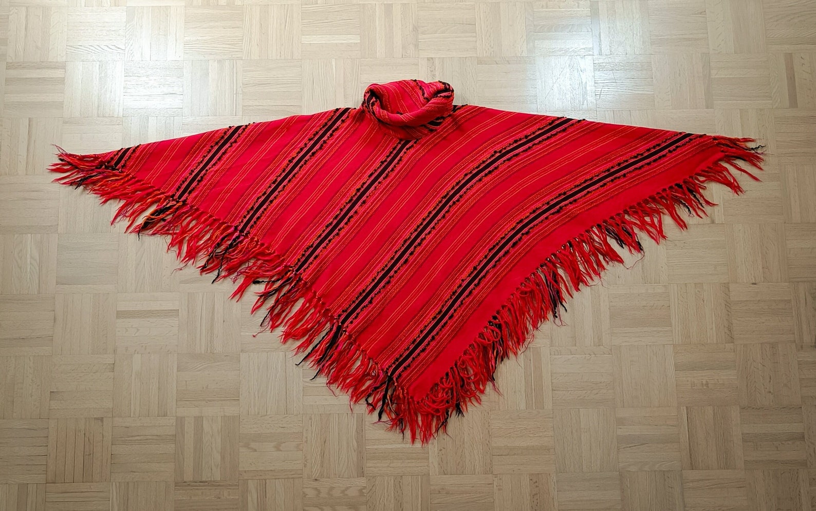 Finnish Vintage Arola 1970s Red Wool Poncho - Etsy