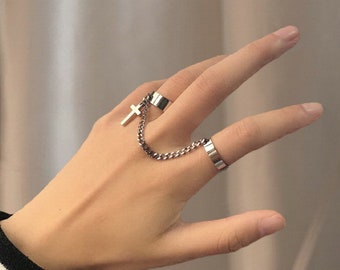 Connected Chain Ring - Etsy