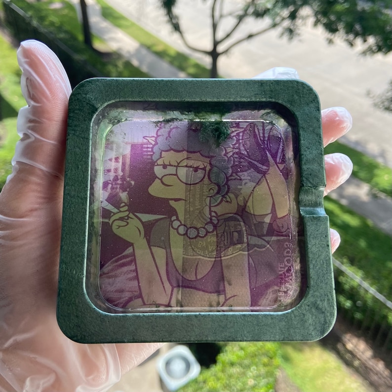 Collectibles Tobacciana Gangsta Marge Simpson Ashtray etna.com.pe