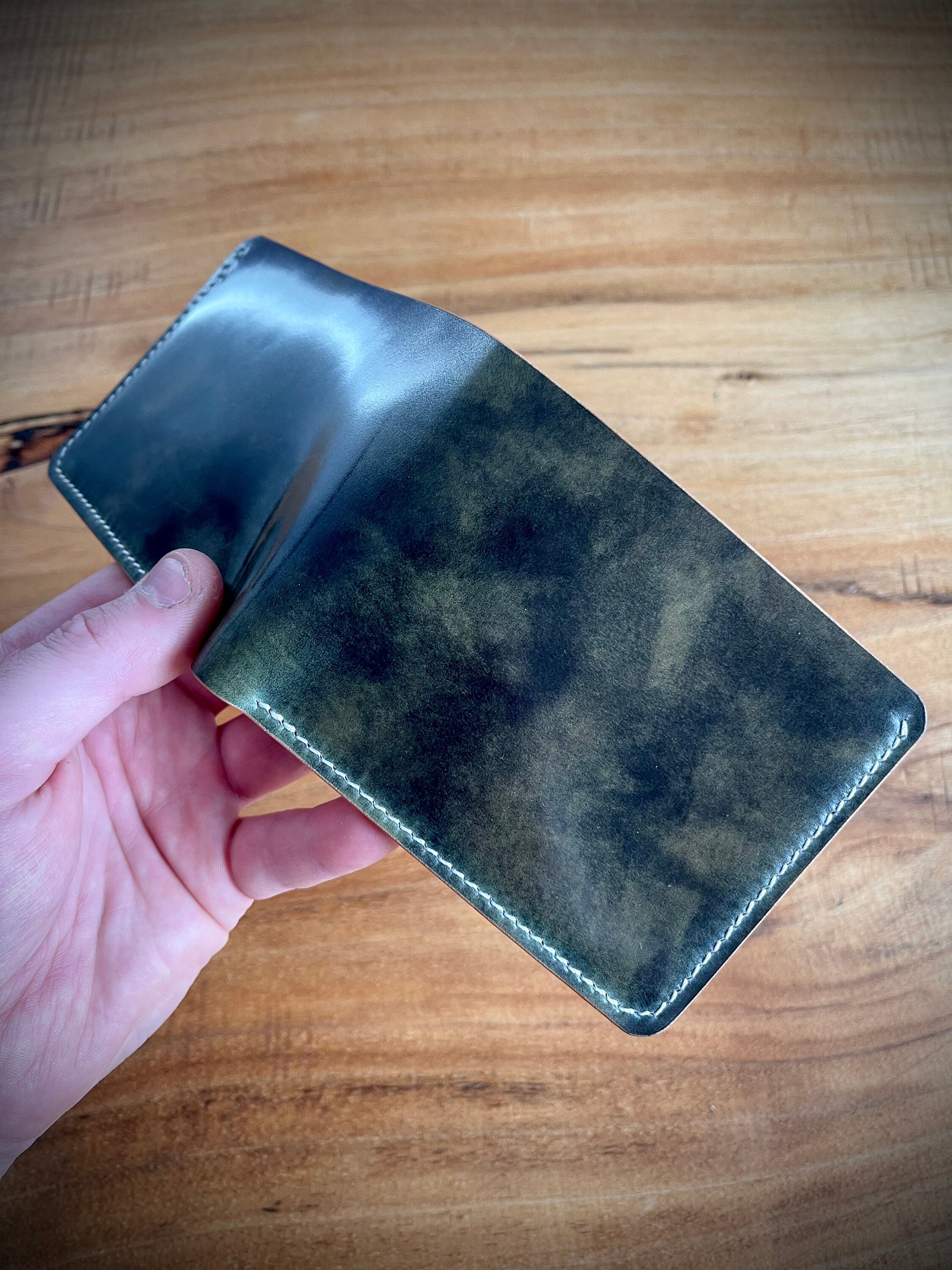 Classic Bifold Green Museum Shell Cordovan and Biscuit Buttero - Etsy