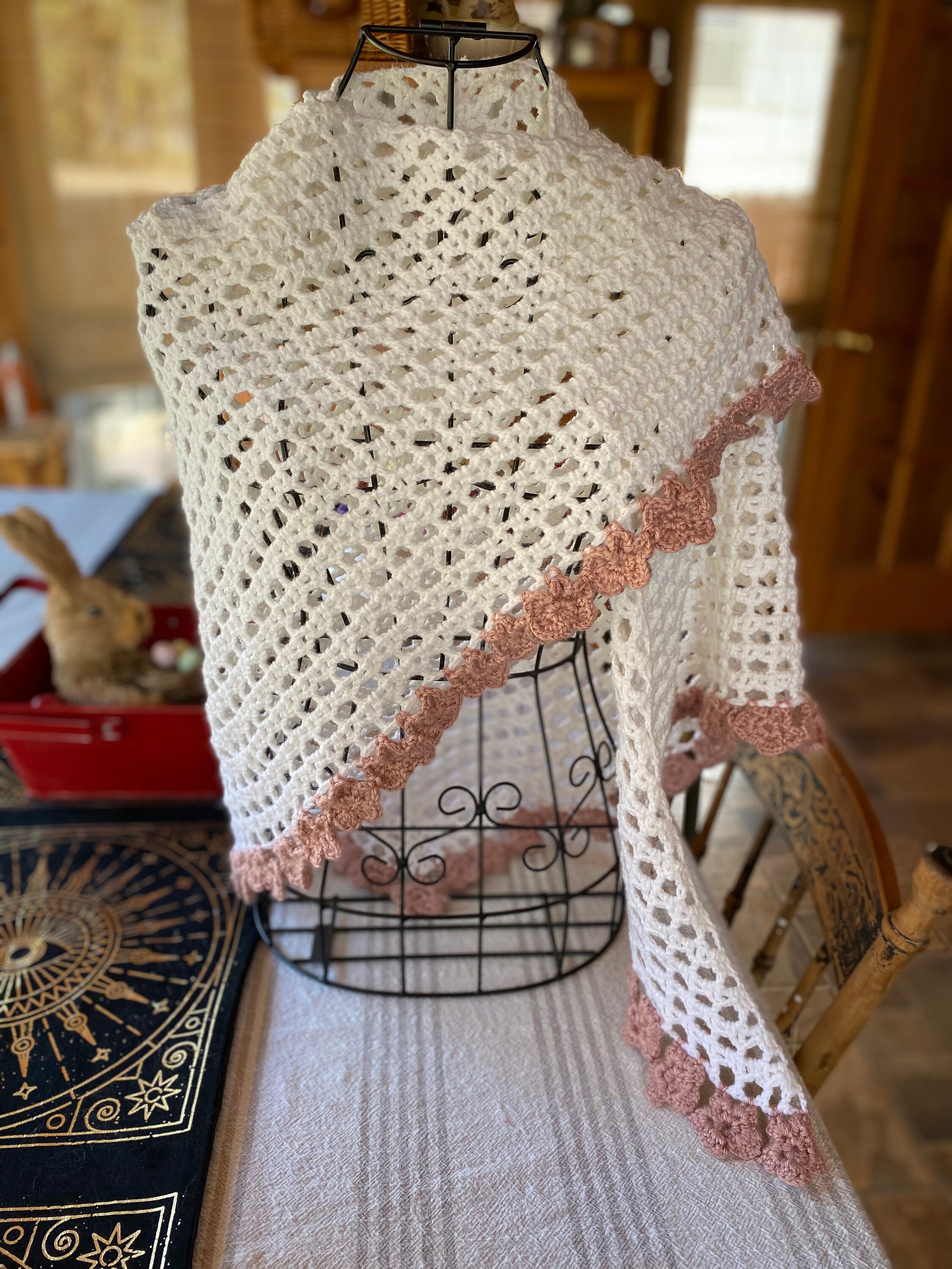 CHERRY BLOSSOM SHAWL Triangle Shawl, Shoulder Warmer, Handmade, Wrap ...
