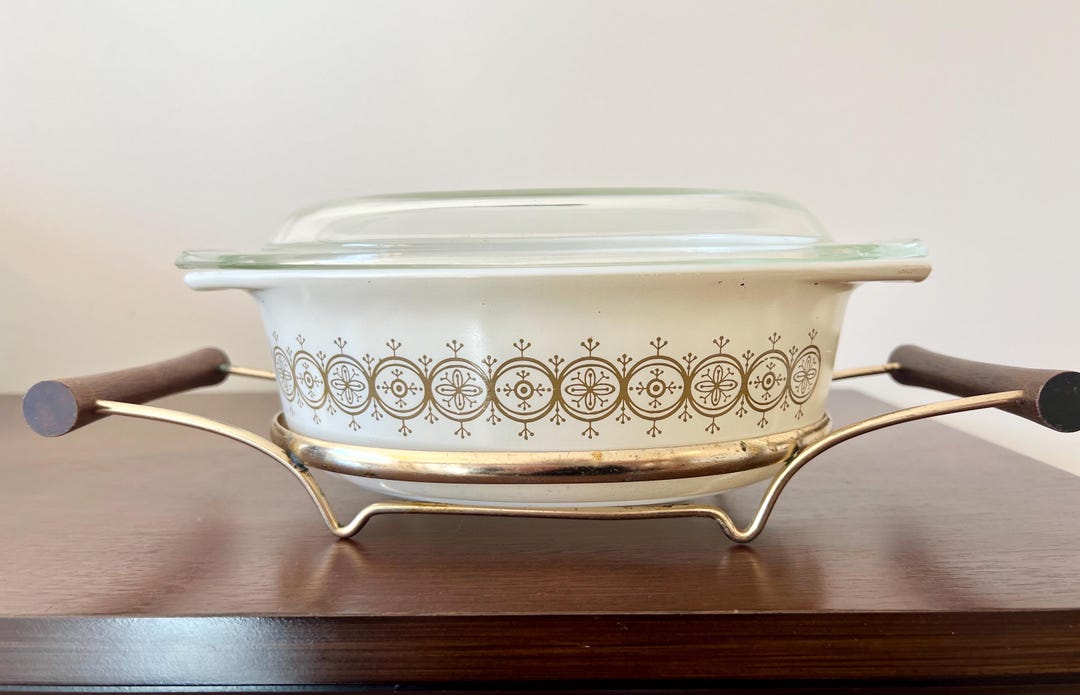 Vintage 1968 Pyrex "olive Medallion" Promotional Casserole - Etsy