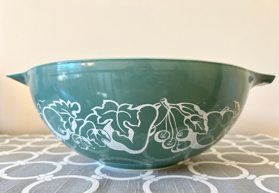 1960-61 Pyrex Salad fetus Promotional Bowl 444 - Etsy