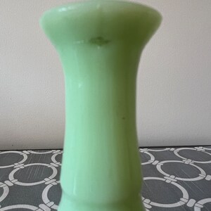 Vintage Jeanette Glass Uranium Jadeite Ribbed Bud Vase GLOWS - Etsy