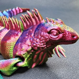 3D Printed Articulated Iguana: Flexible Fidget Desk Toy - Etsy UK
