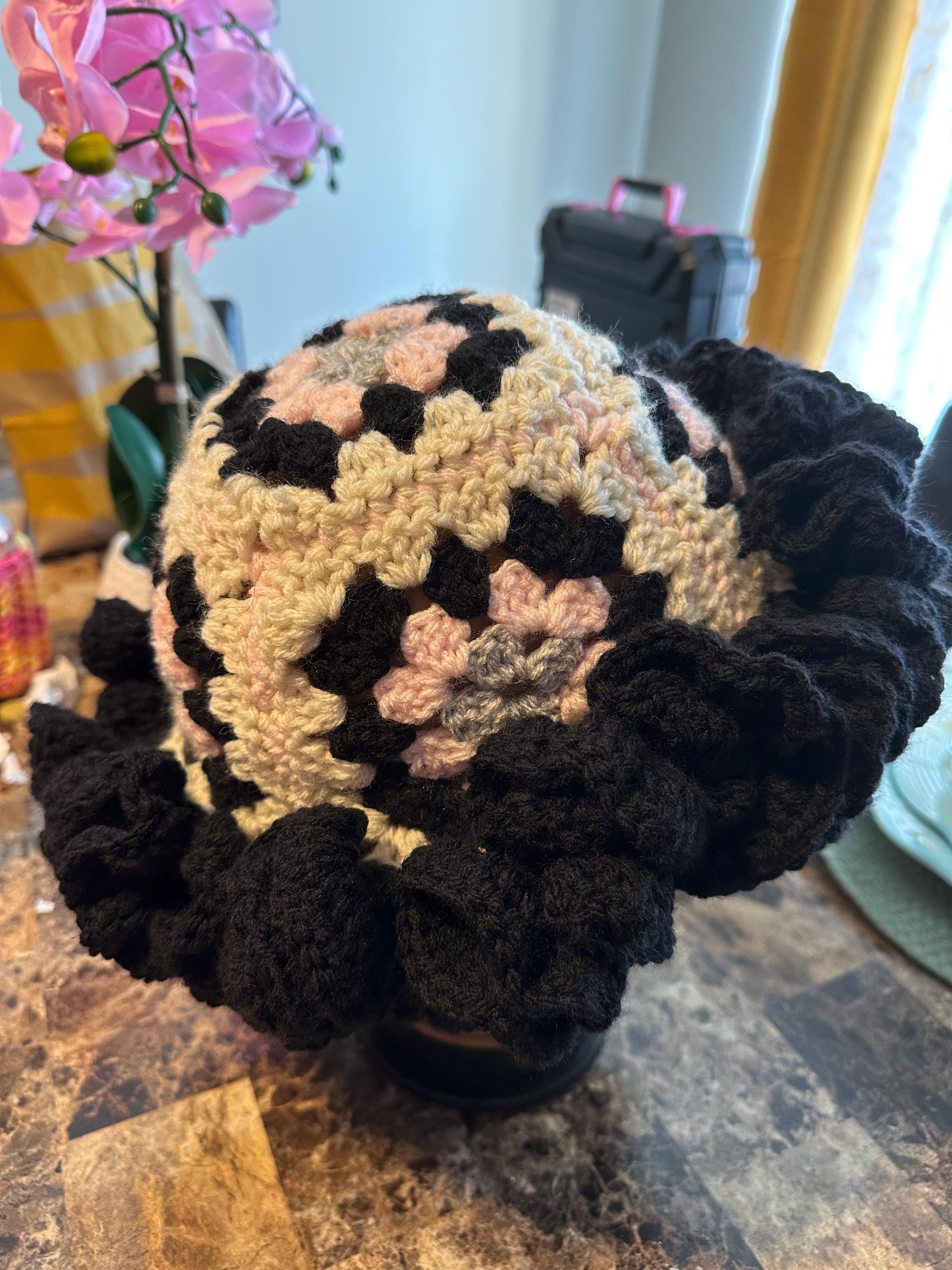Custom Granny Square Ruffle Hat - Etsy