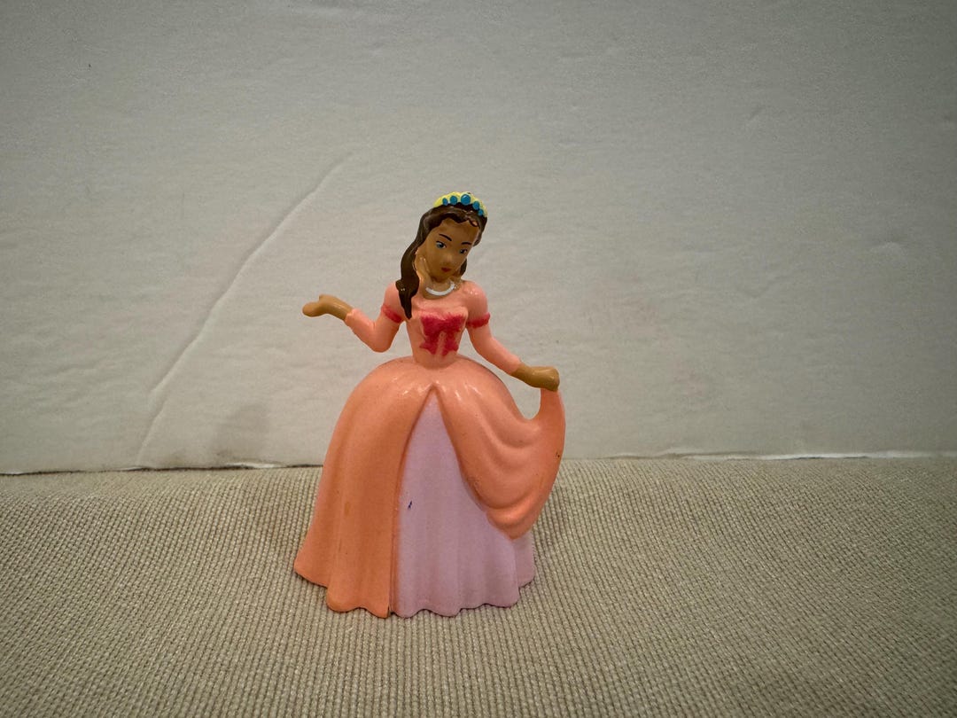 Disney Junior Sofia the First Queen Miranda Figure 3.5" Royal Cake ...