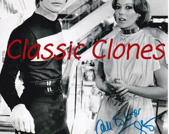 Michael York and Jenny Agutter Signed Autographed 8x10 Logan's Run ...