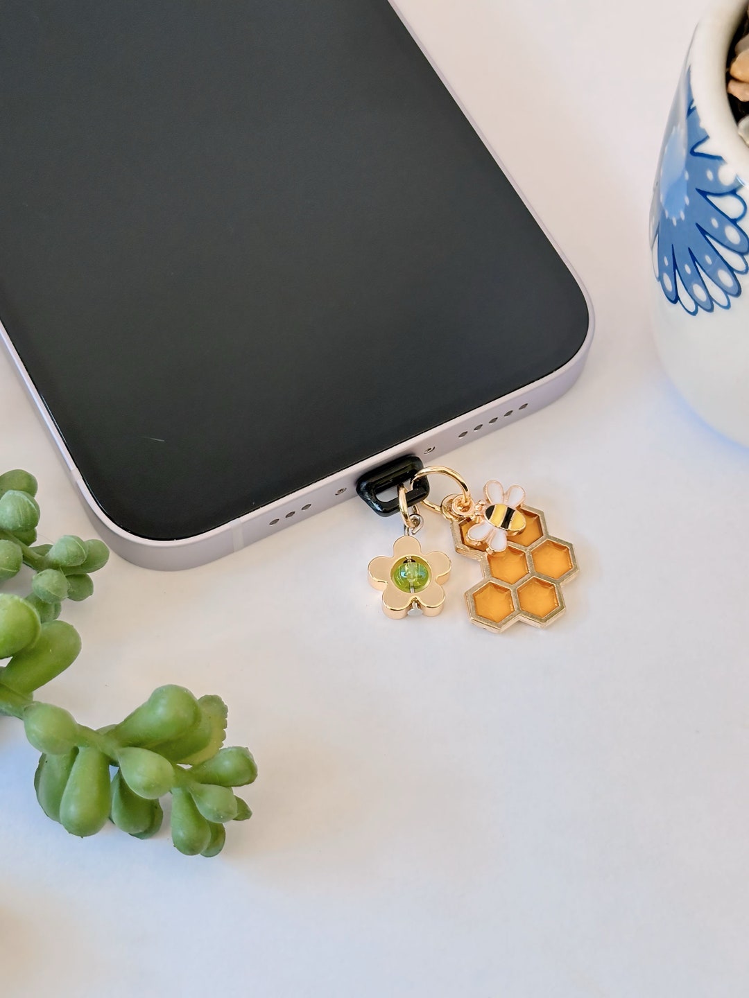Bookish Charm: USB-C Dust Plug, Bee & Flower Phone Charm - Etsy