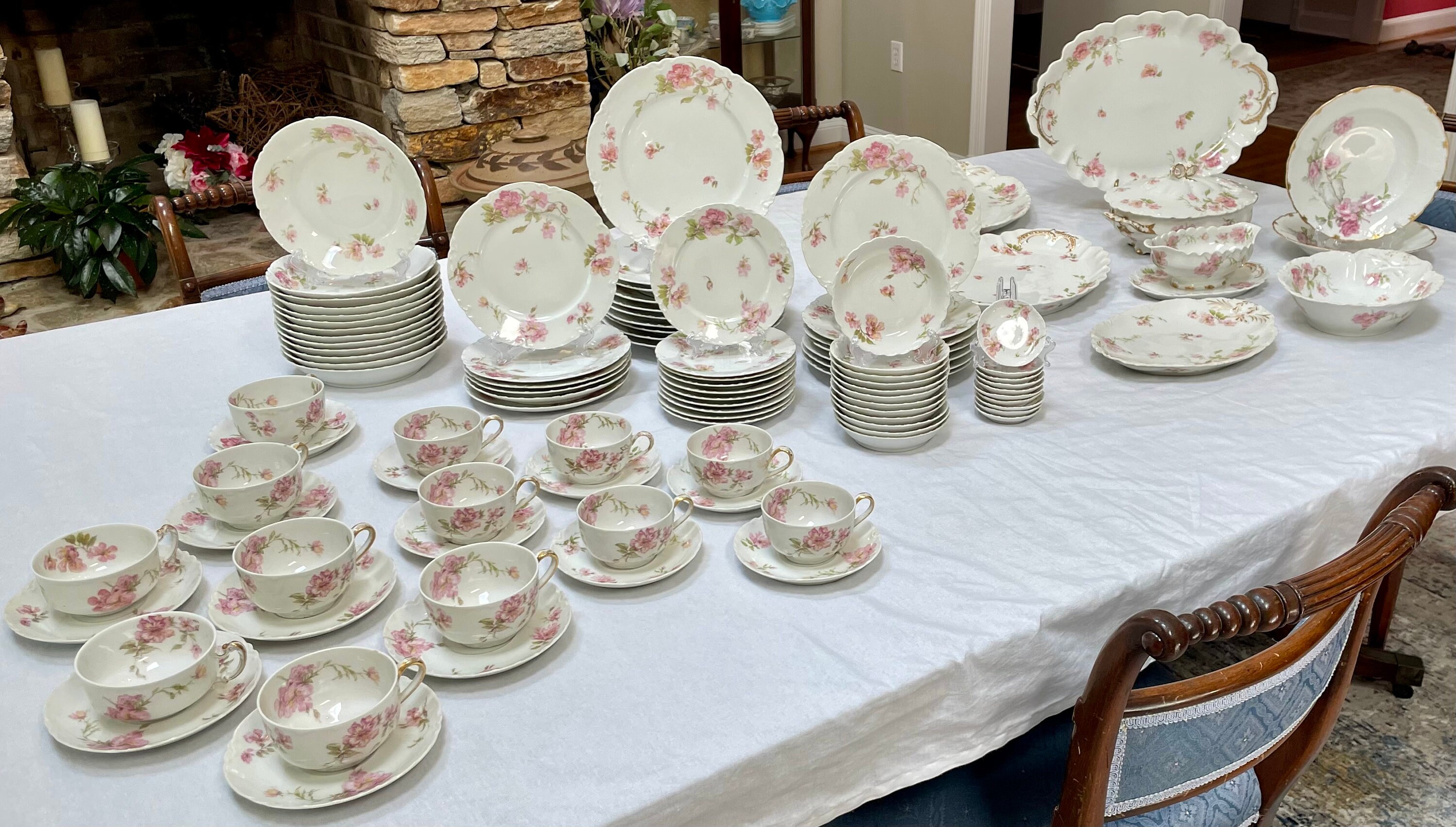 Antique Haviland and Co. Hand Painted Limoges, France Schleiger #59 ...