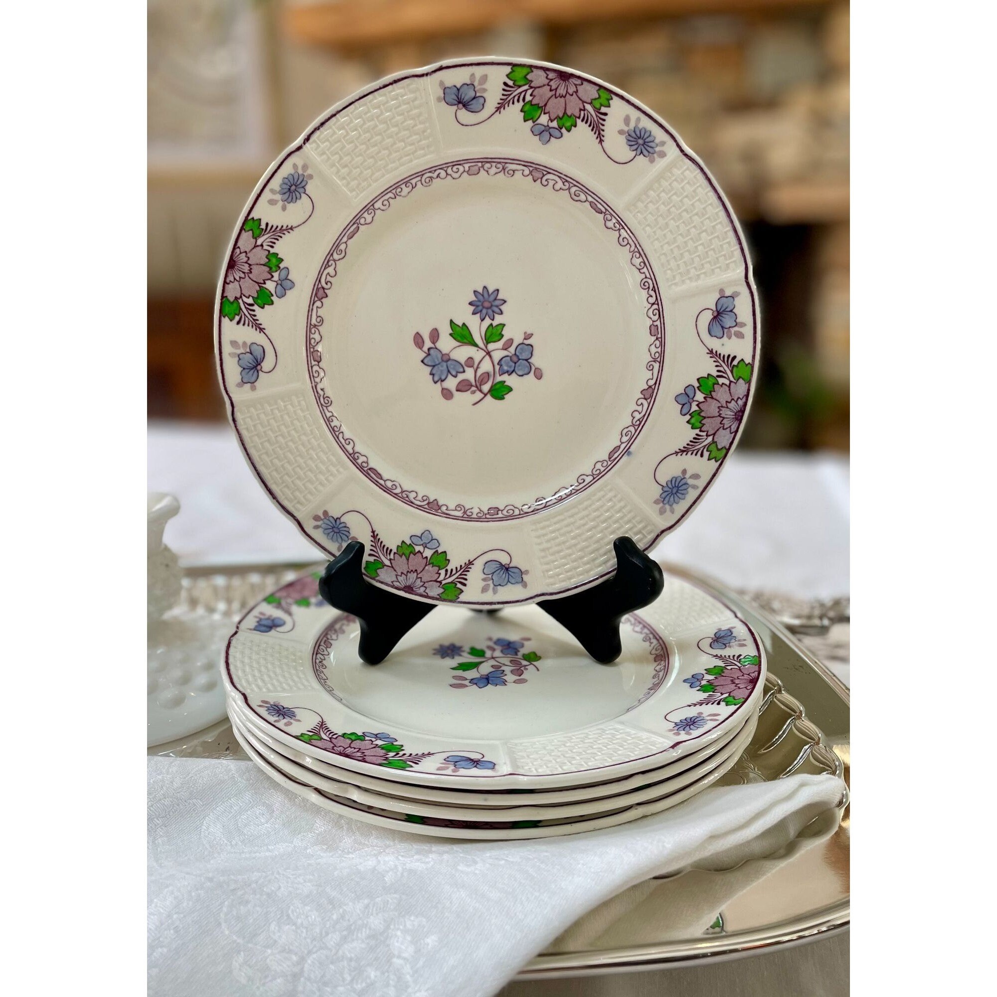 Vintage Set of 5 Lavender WEDGWOOD Saxon Basket Weave Rim Luncheon ...