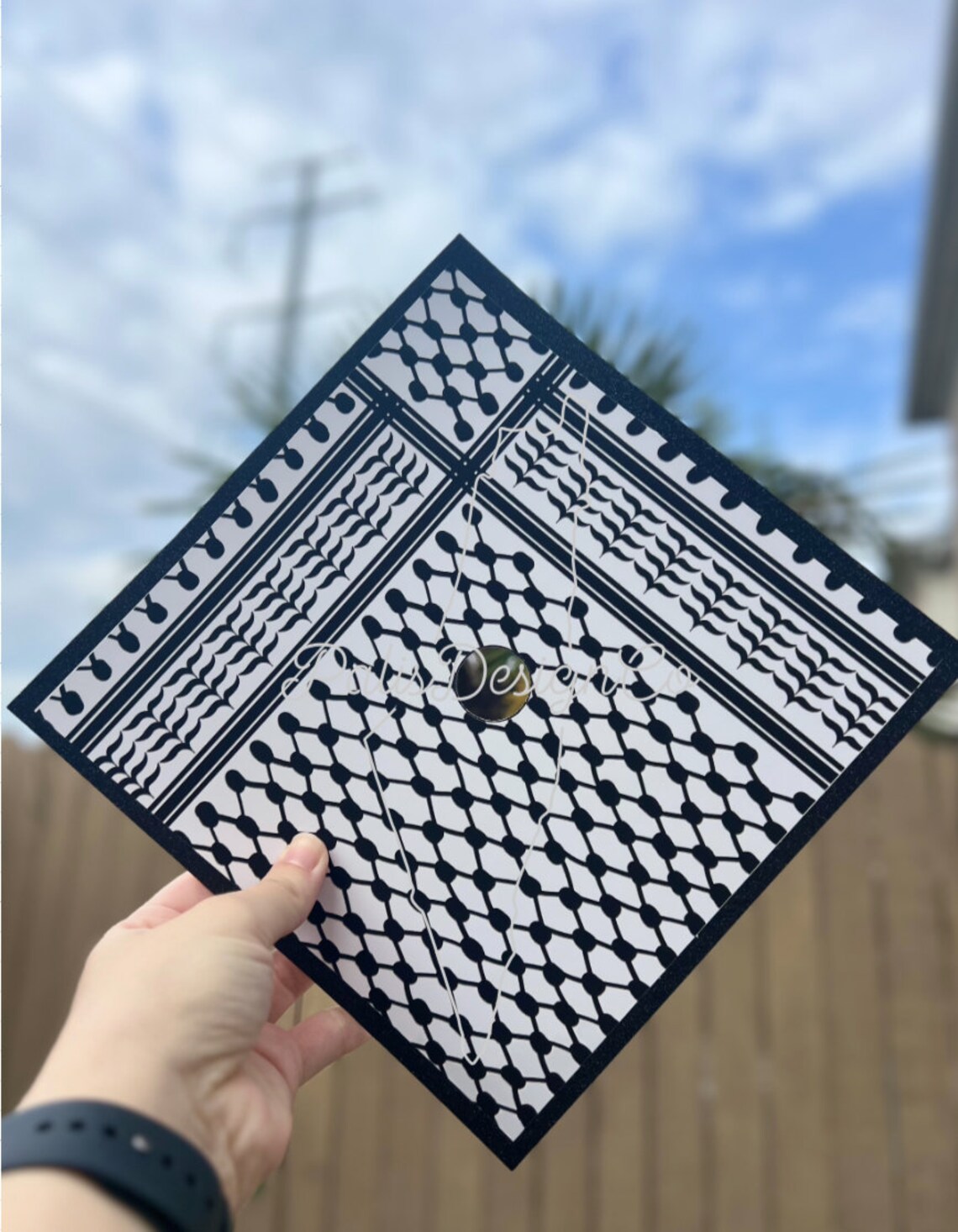 Keffiyeh Graduation Cap Topper Hatta Shemagh Palestine Jordan Graduate ...