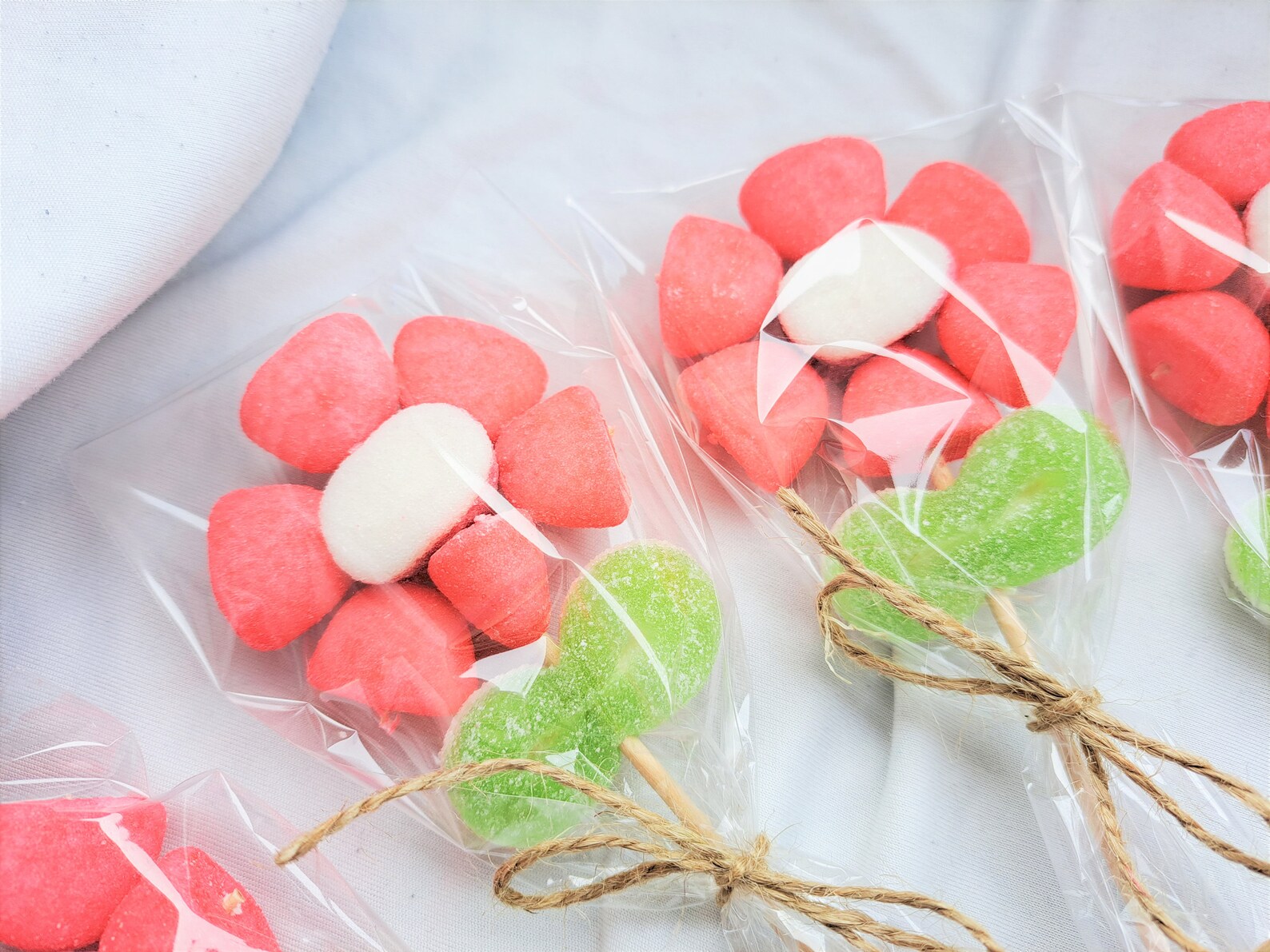 Candy Flowers on a Stick - Marshmallow Gummy Sweets - Favors Gift for ...
