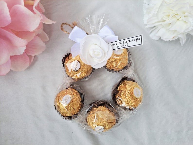 Chocolate Wreath Gifts, Ferrero Rocher Luxury Candy Guest Favors, Baby ...