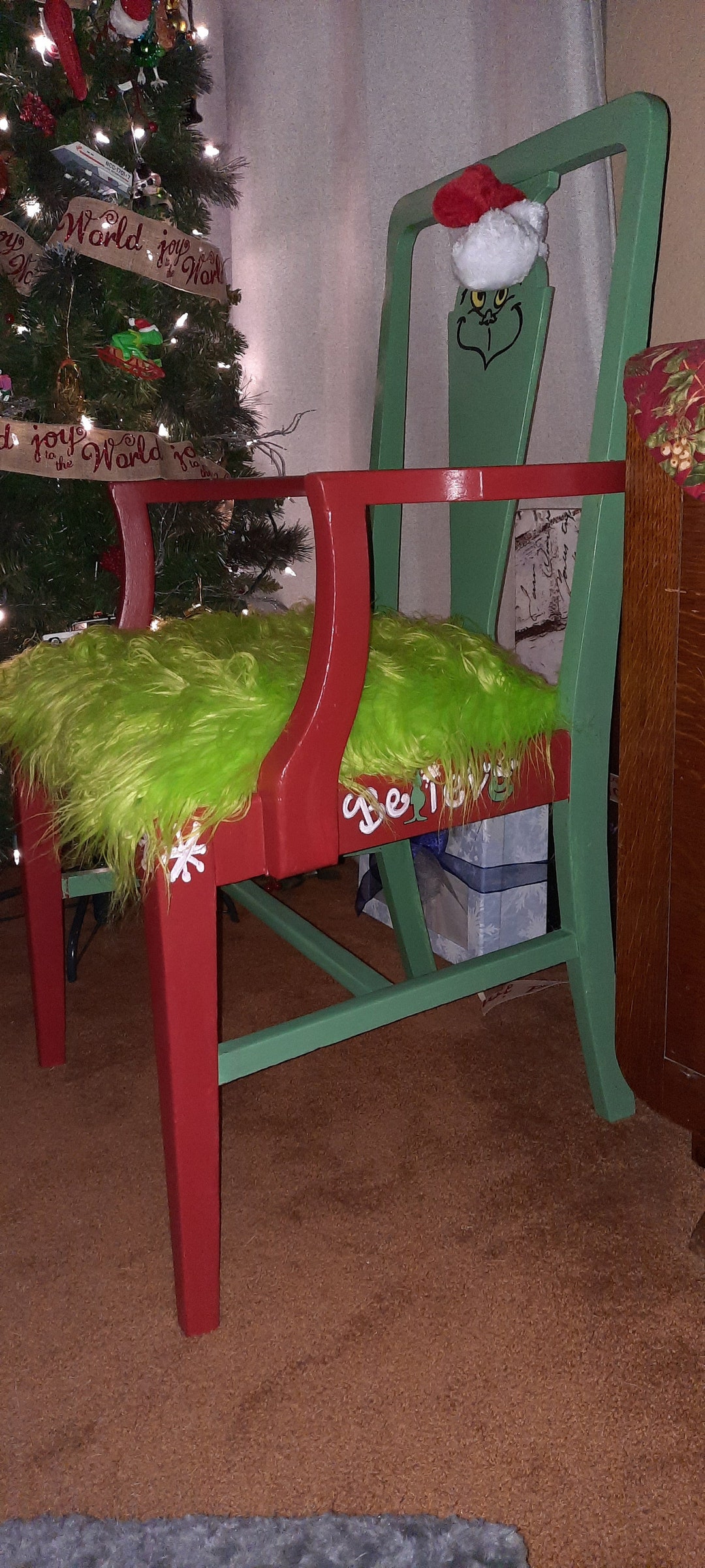 Grinch Christmas Chair - Etsy