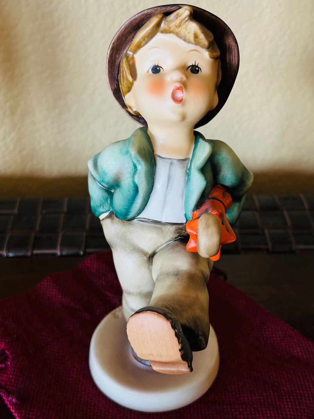 Hummel Goebel Figurine Happy Traveller 8” Tall - 1972-1979 TMK-5 Last ...