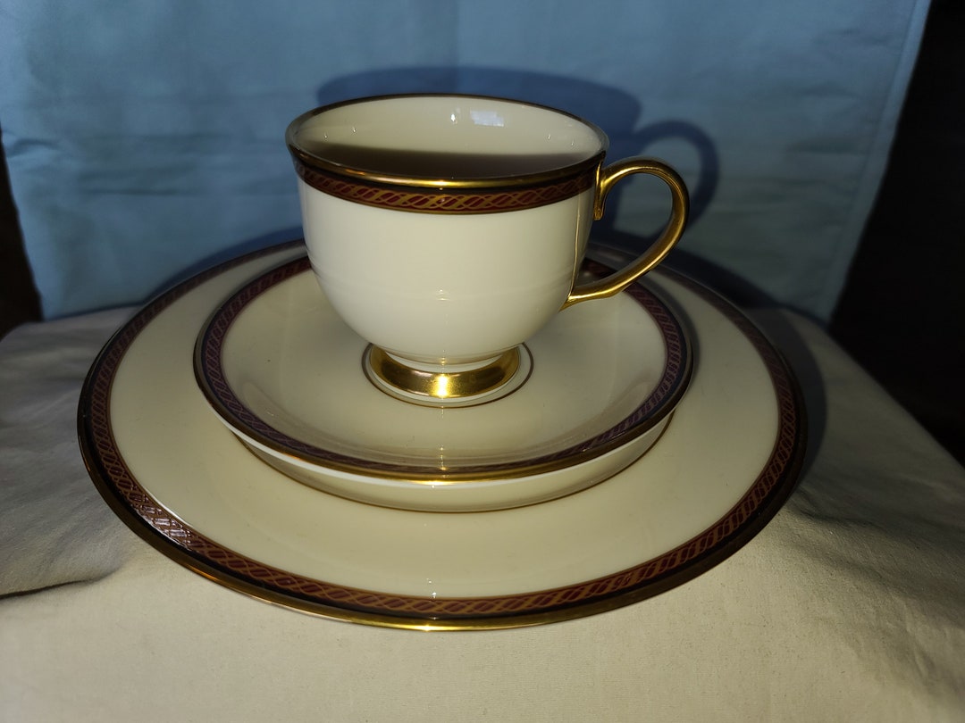 VINTAGE LENOX PRESIDENTIAL Collection Monroe 3-piece Cup and Saucer Set ...
