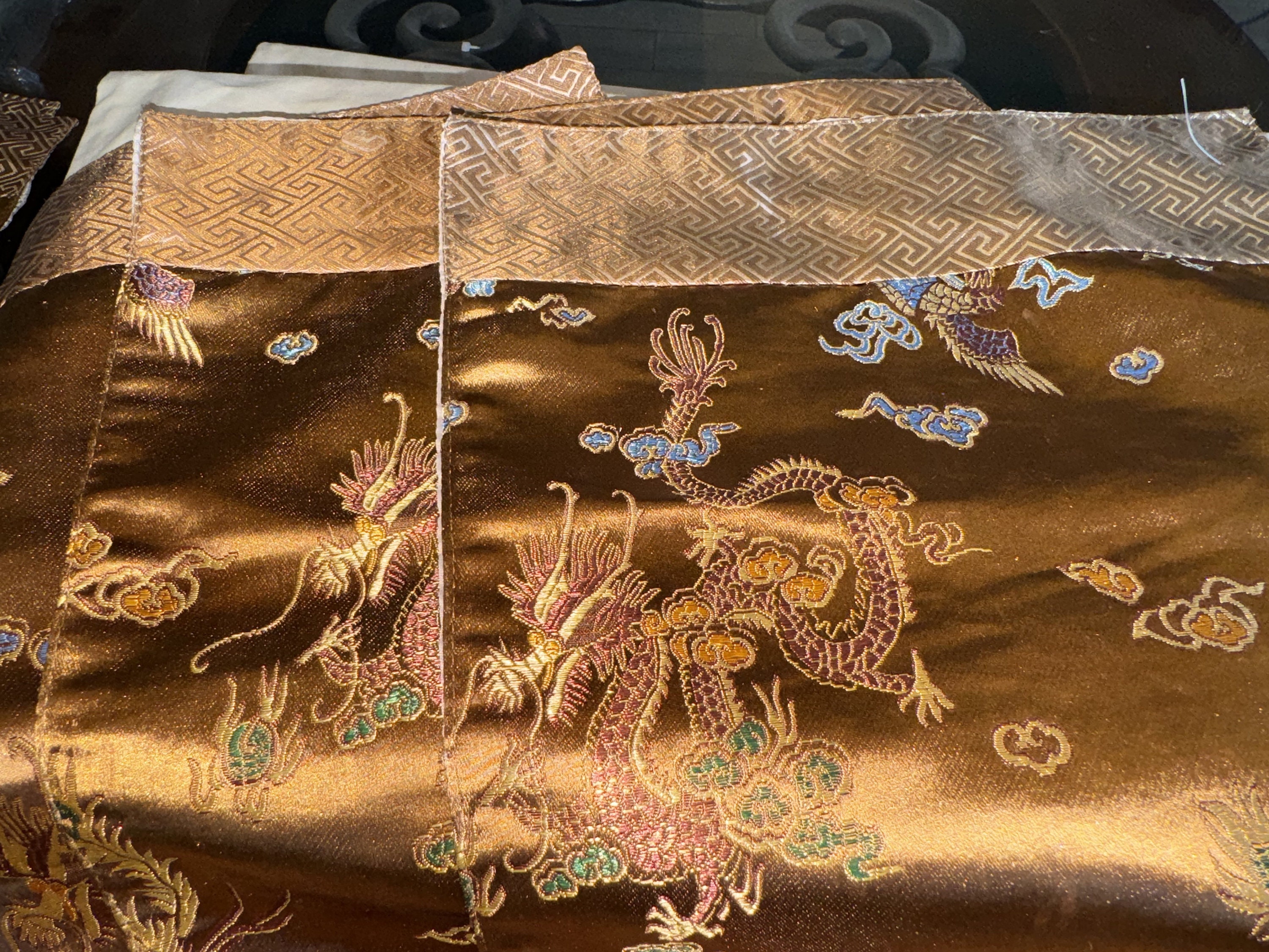 VINTAGE SET OF 6 Chinese Silk Placemats Silk Dragon Placemats Kitchen ...