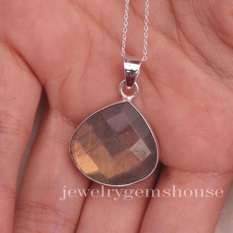 Labradorite Pendant - Etsy