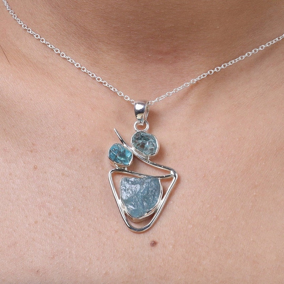 Pendentif aigue-marine brut pendentif en argent sterling 925 - Etsy France