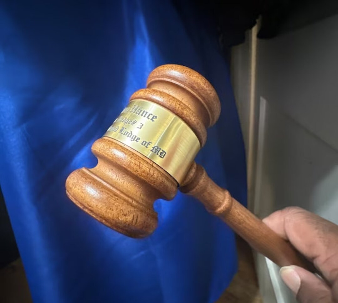 Personalized Walnut Gavel Gift Set With Band - Etsy