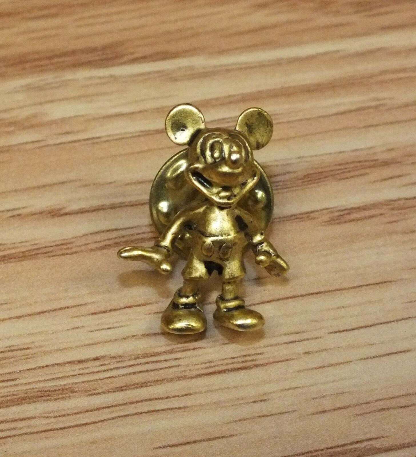 Rare Vintage Disney Stamped Gold Tone 3D Mickey Mouse Collectible Lapel ...