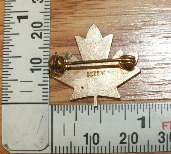 Genuine Zecho Vintage Canada Maple Leaf Collectible T… - Gem