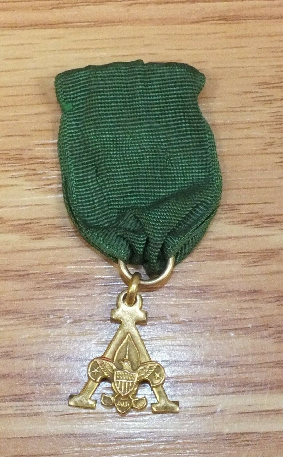 Vintage BSA Boy Scout 1/20 10K GP Green Ribbon Eagle Fluer De Lis Pin ...