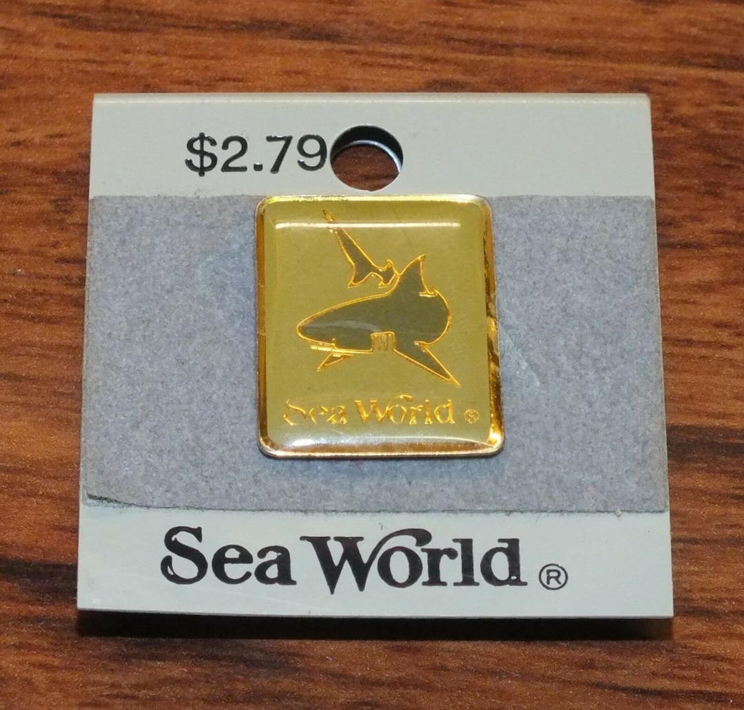 Vintage Genuine Sea World Theme Park Shark 1" Inch Collectible Pin *NEW ...