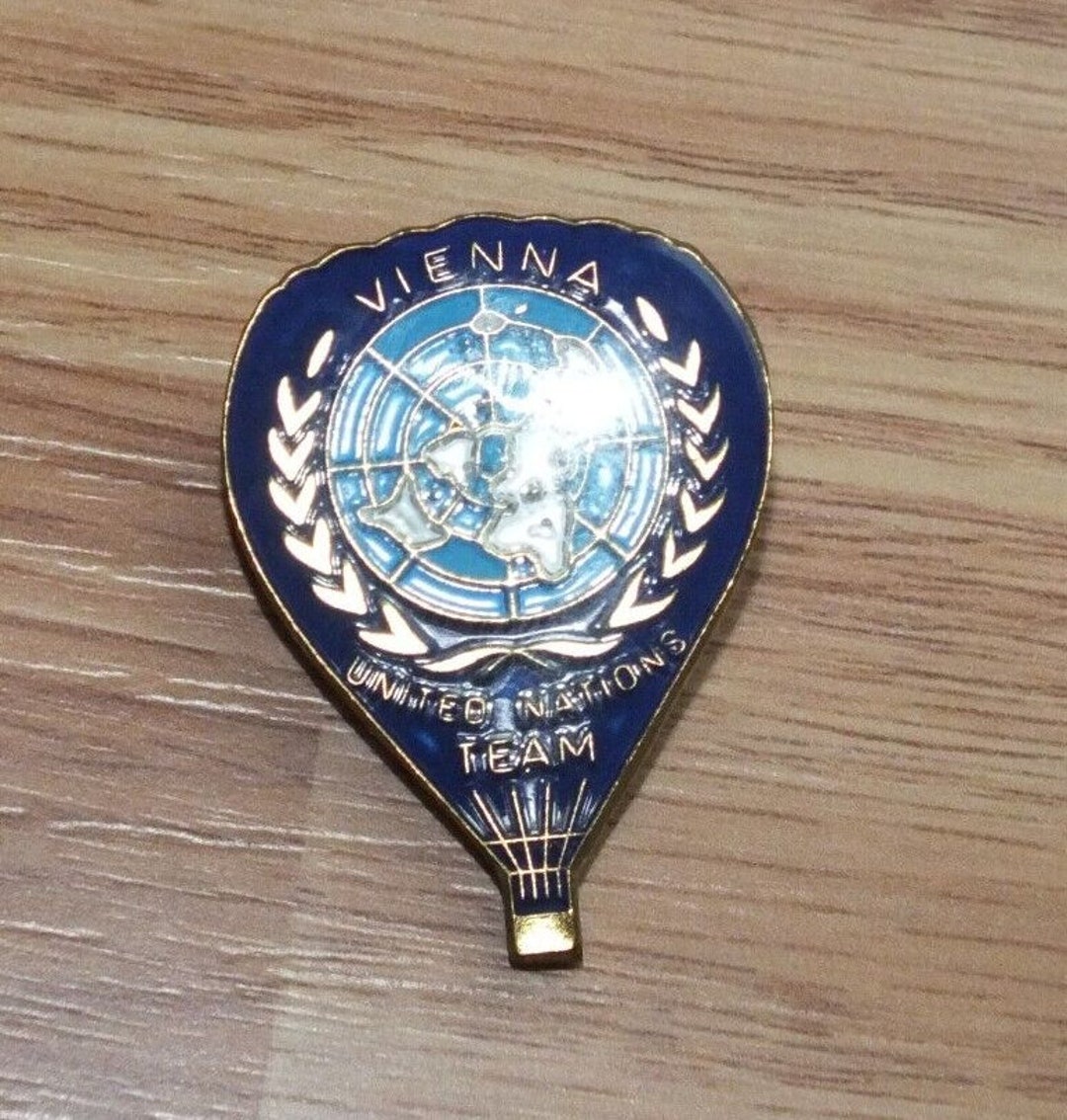 Vintage Blue & Gold Tone Vienna United Nations Team Hot Air Balloon ...