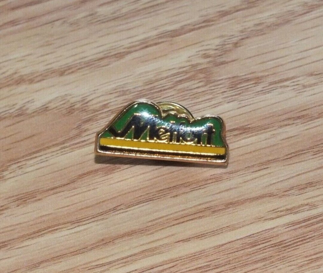 Vintage Enamel Metfort Collectible Gold Tone Travel Souvenir Lapel Pin ...
