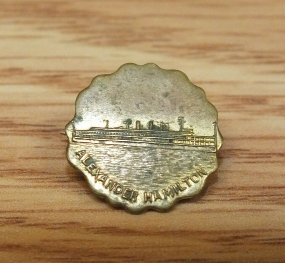 Vintage Gold Toned Alexander Hamilton Ship Collectibl… - Gem