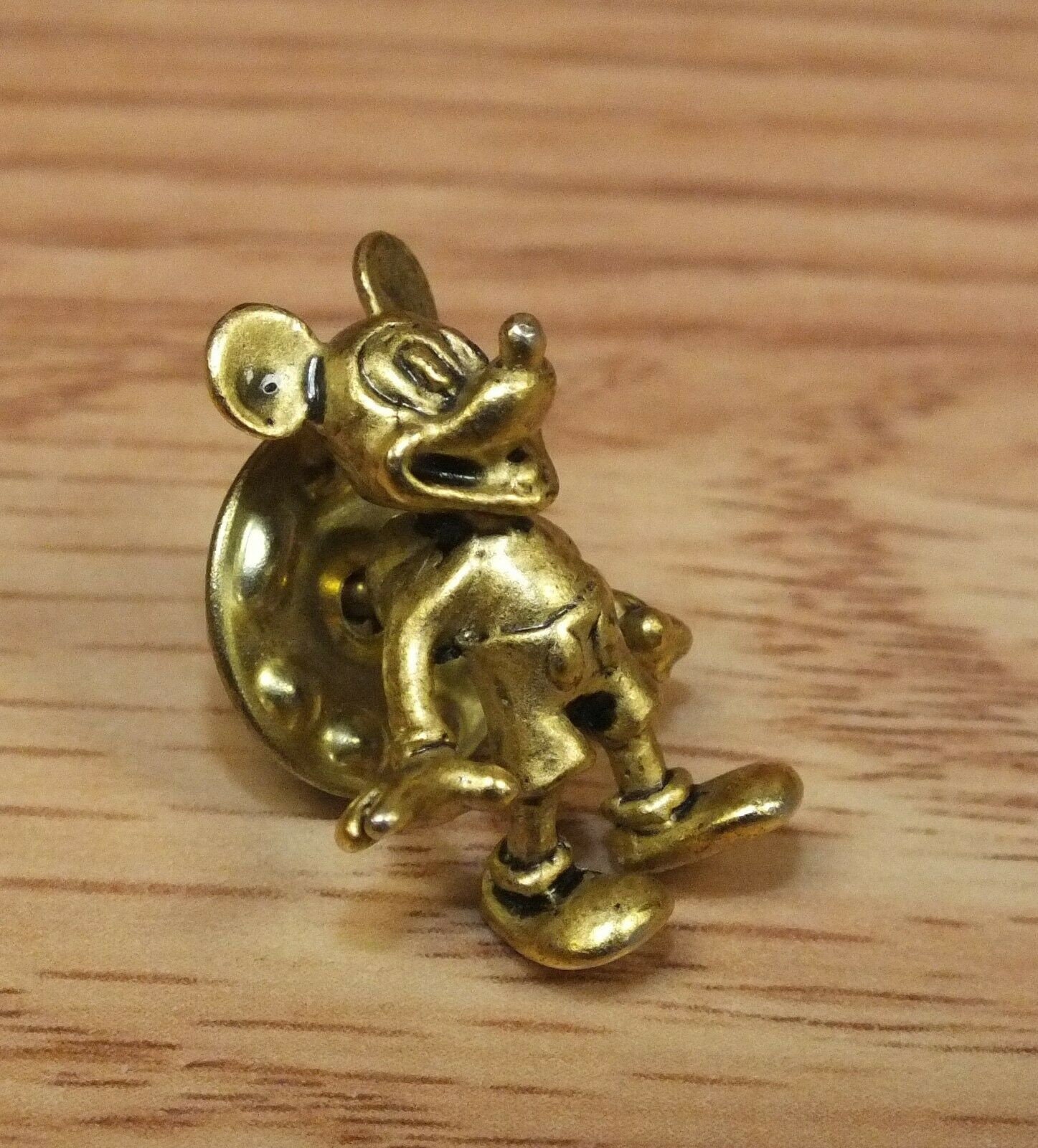 Rare Vintage Disney Stamped Gold Tone 3D Mickey Mouse Collectible Lapel ...