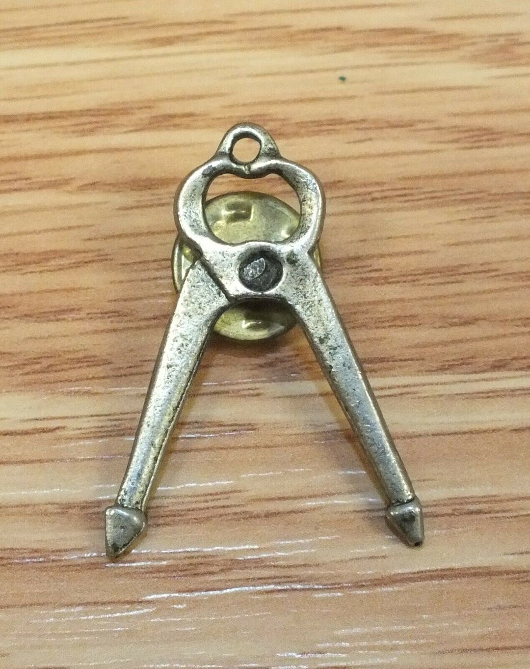 Silver Tone Pewter Vintage Pincer Tool Collectible Lapel Pin - Etsy