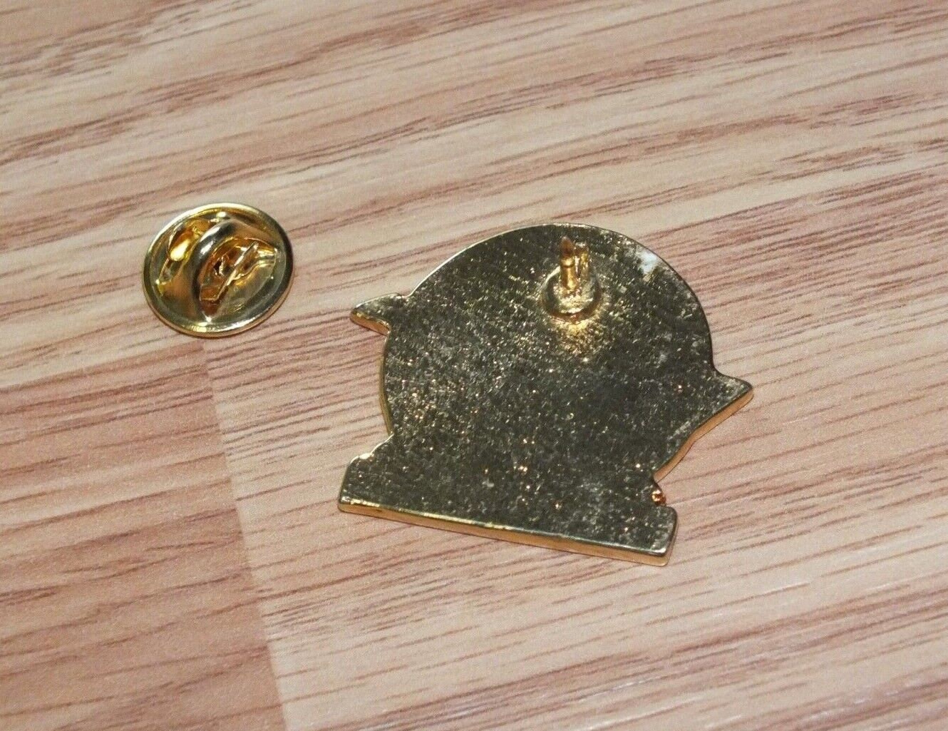 Twin Rivers of Petawawa Curling Club Collectible Sport Souvenir Lapel ...