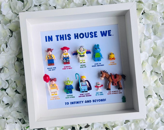 In This House We… Toy Story Gift Frame (11 Personalised Unique ...